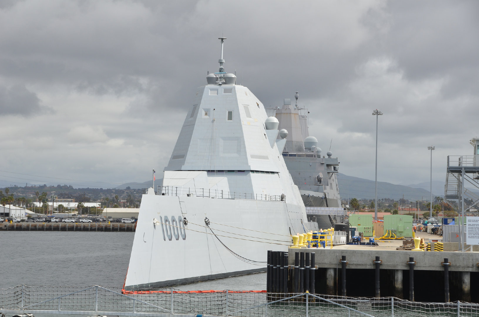 A $3.4 billion luxury ship——Analysis of the performance and cost of the ...