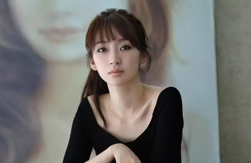 The only authentic descendant of the royal family in the entertainment ...