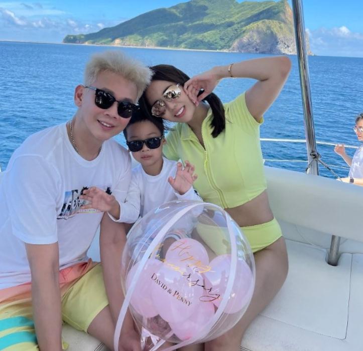 Tao Zhe went out to sea on a luxury yacht. At the age of 53, he was ...