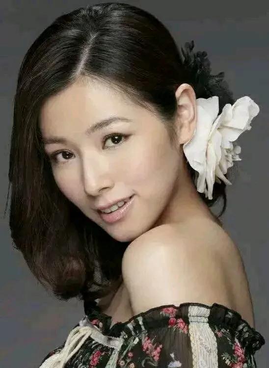 The list of beauties in the first and second part of the martial arts drama Fengyun - iNEWS