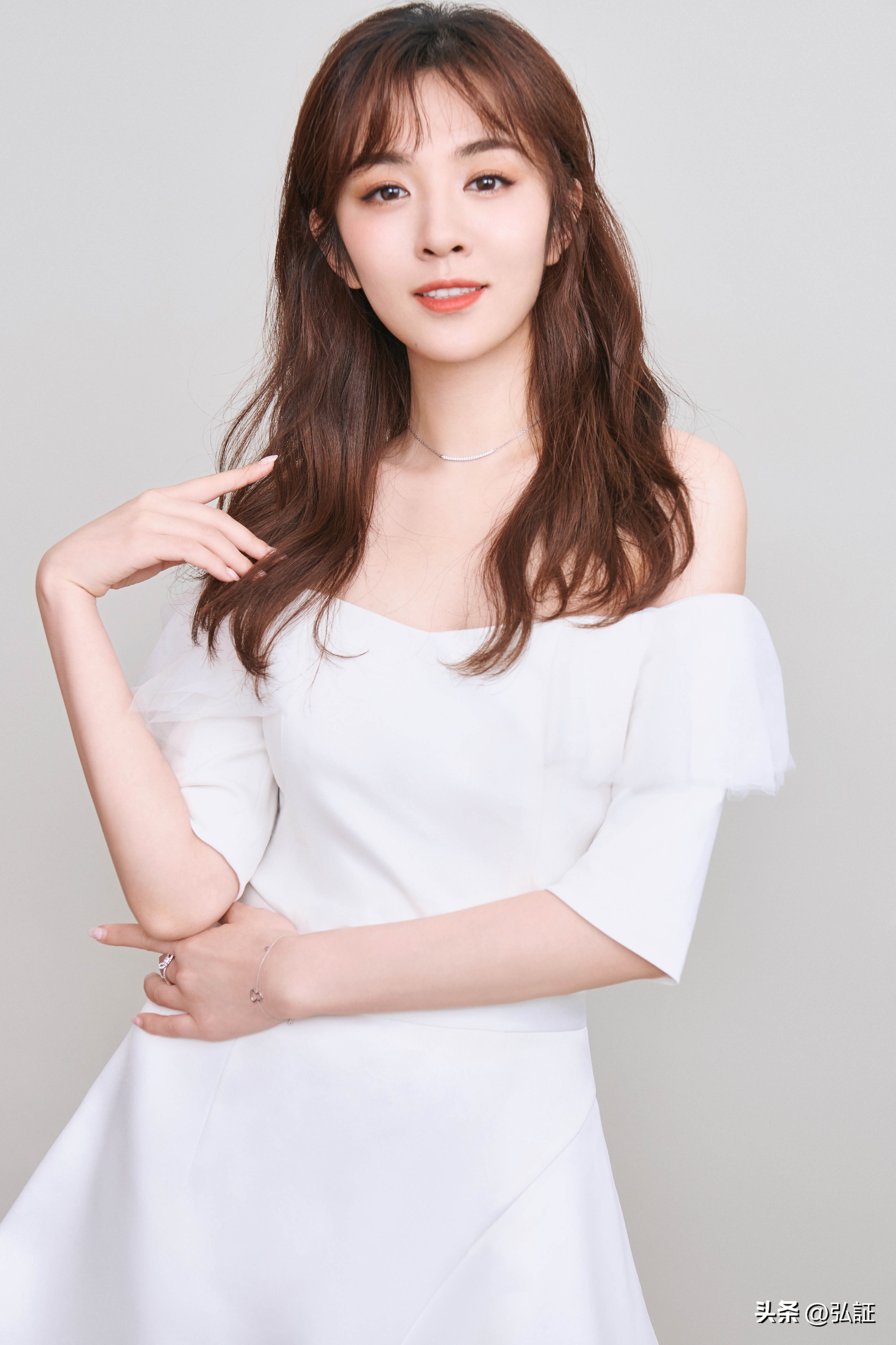 "Queen of Urban Emotional Drama" Wang Xiaochen, with good looks, strong ...