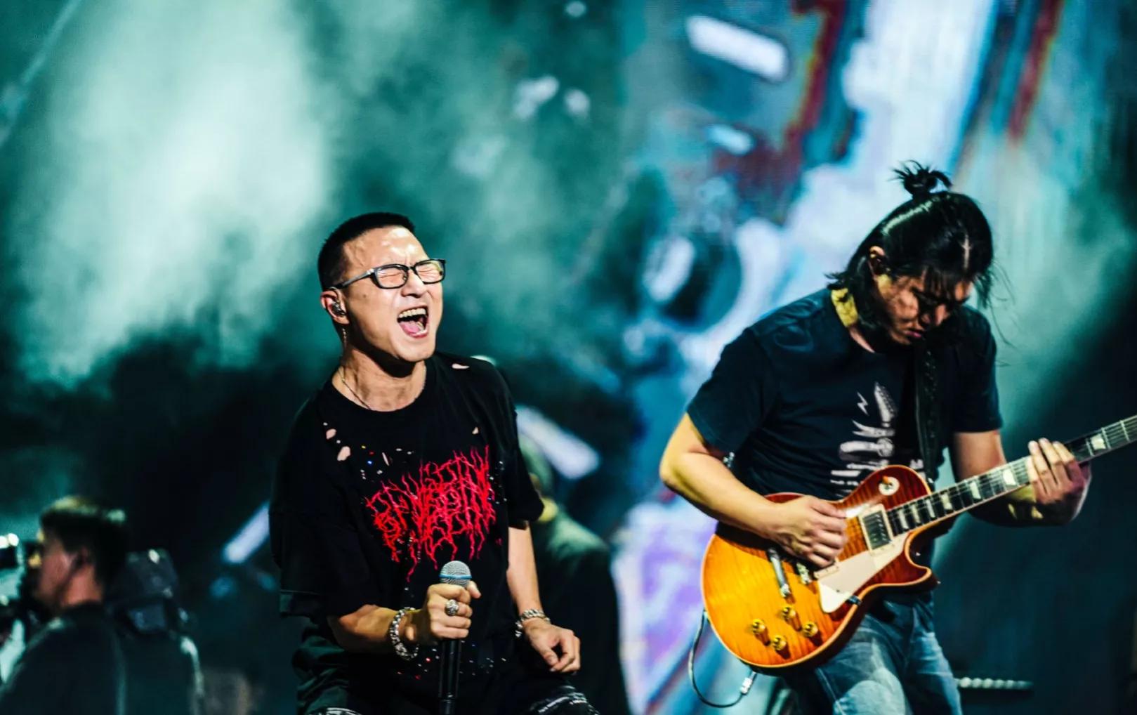 Wang Feng's concert was ridiculed for its simplicity, the audience ...