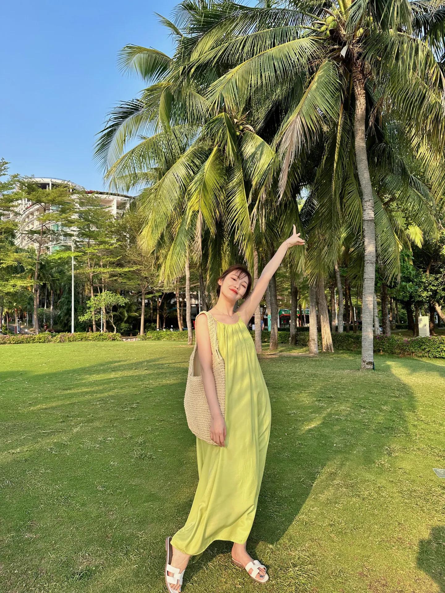 To watch the sunset in Sanya, you don't have to go to the Coconut Dream ...