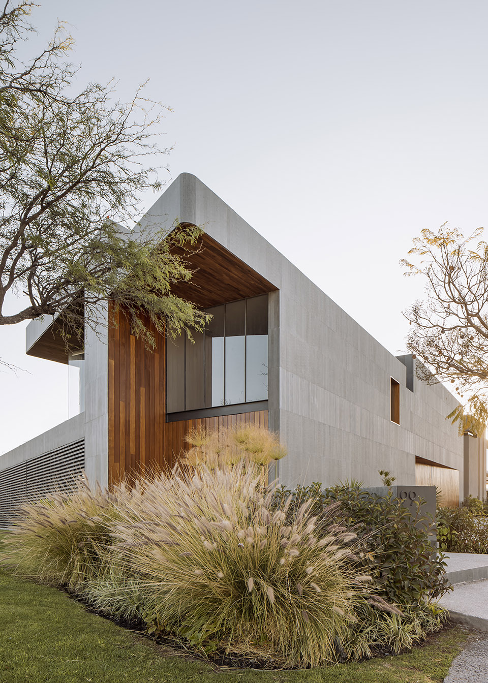 Residences across the road from the landscape: not only privacy, but ...