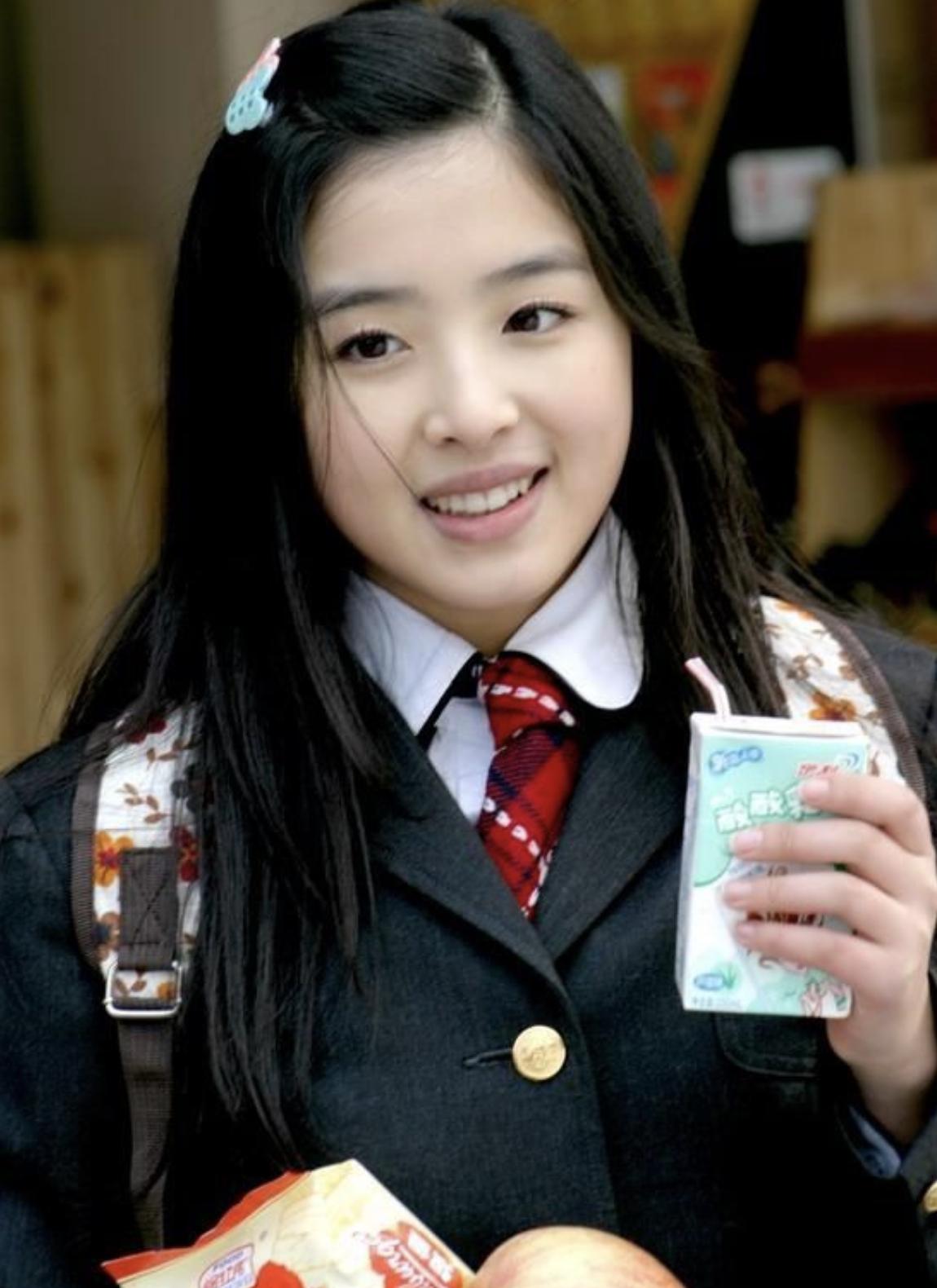 Zhang Hanyun: She was ruined by "indecent photos" at the age of 15, and ...