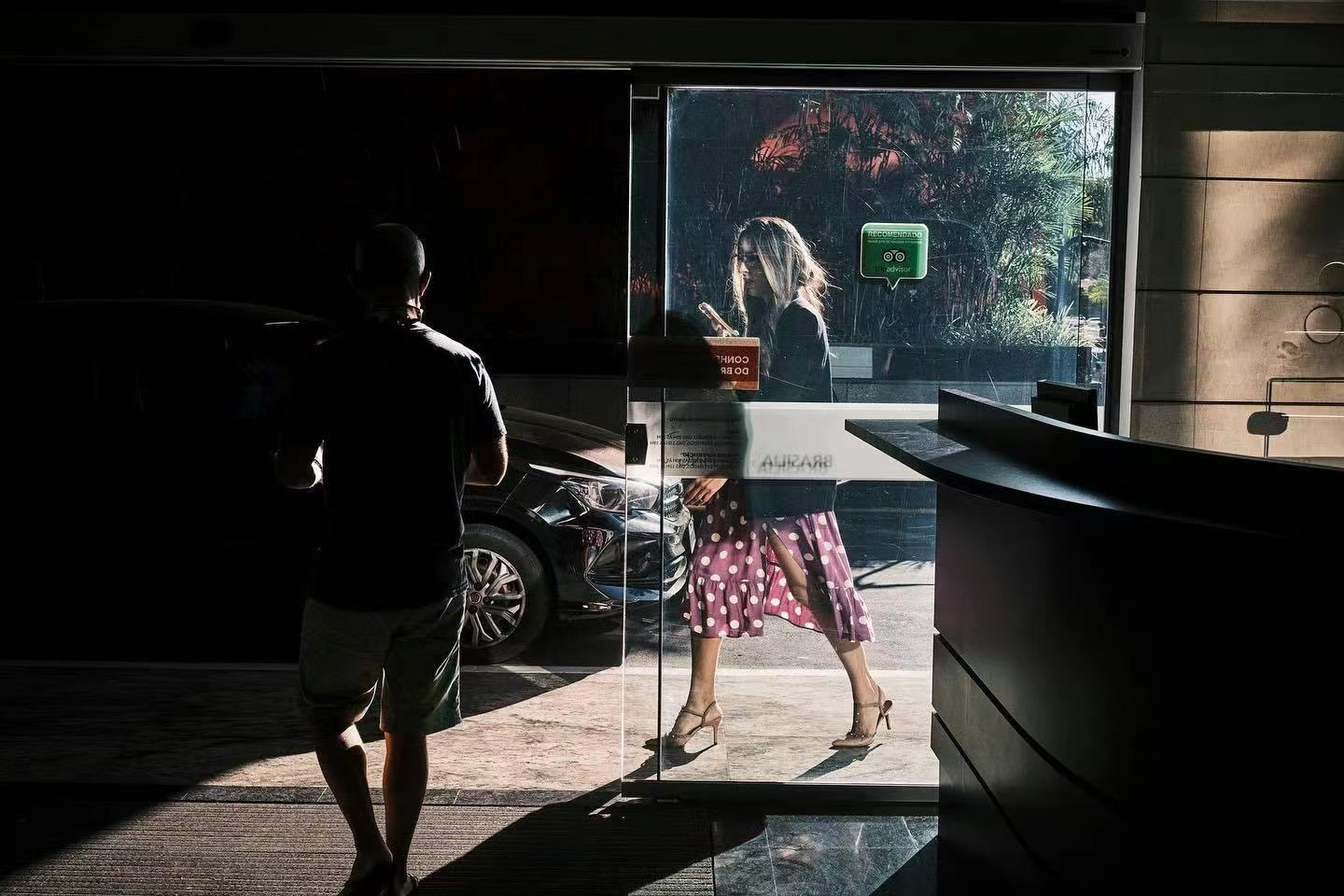 "Framing" in street photography - iNEWS