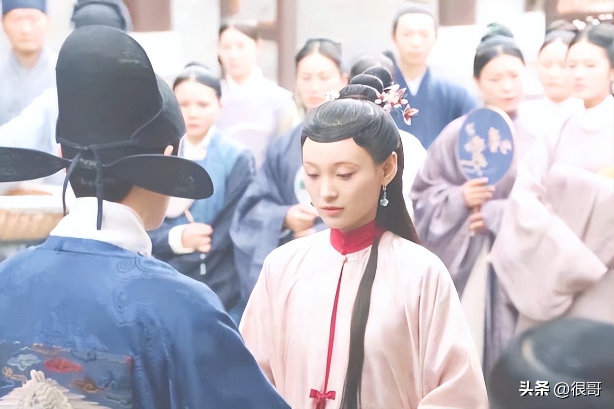 "Their Name" actress height: Qin Hailu and Bai Bing are both 1.65 ...