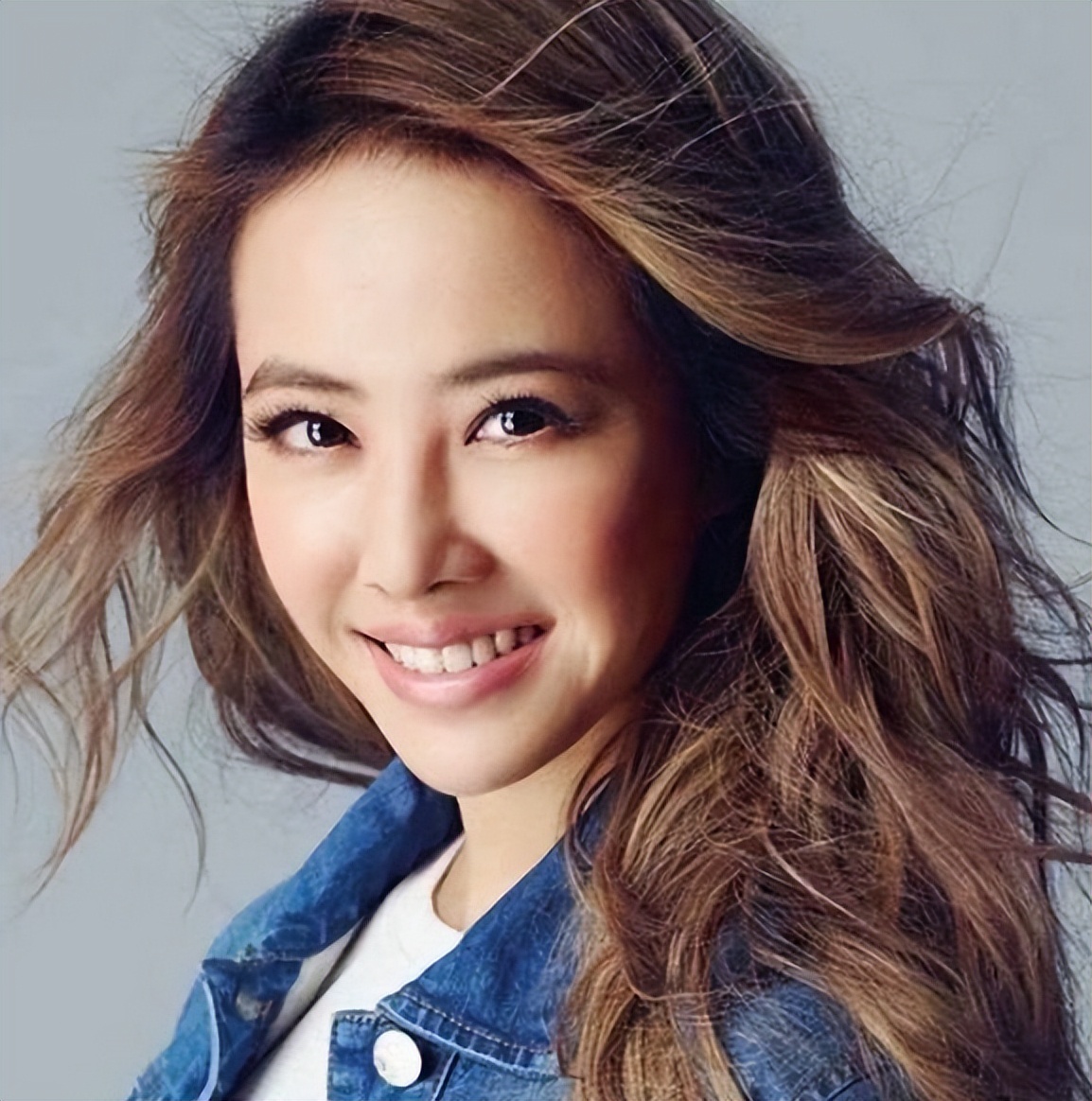 CCTV roll call and block! 42-year-old Jolin Tsai played with fire and set himself on fire in ...