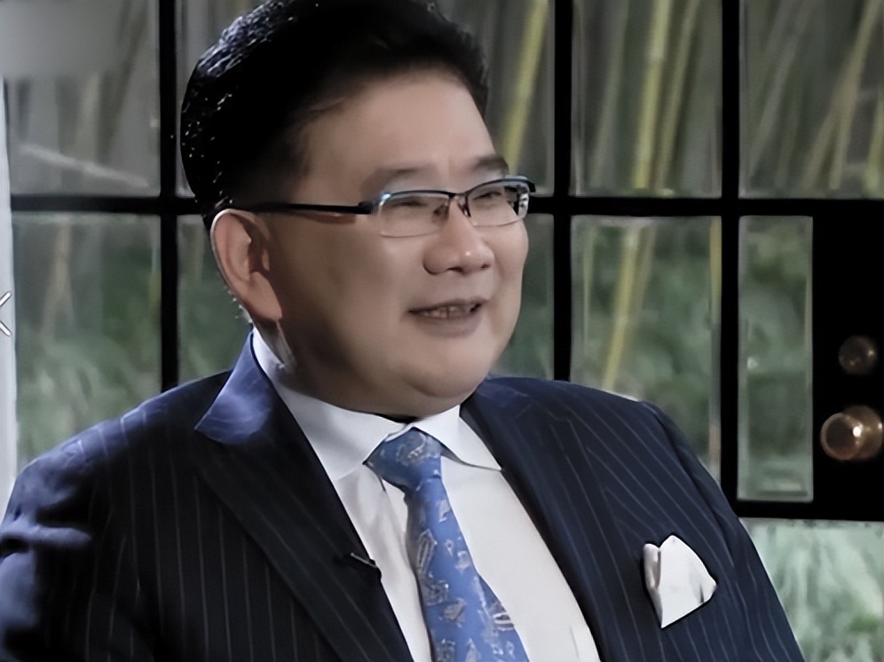 The famous actor Han Xue said that her grandfather assisted General Huang Kecheng and Liu Zhen ...