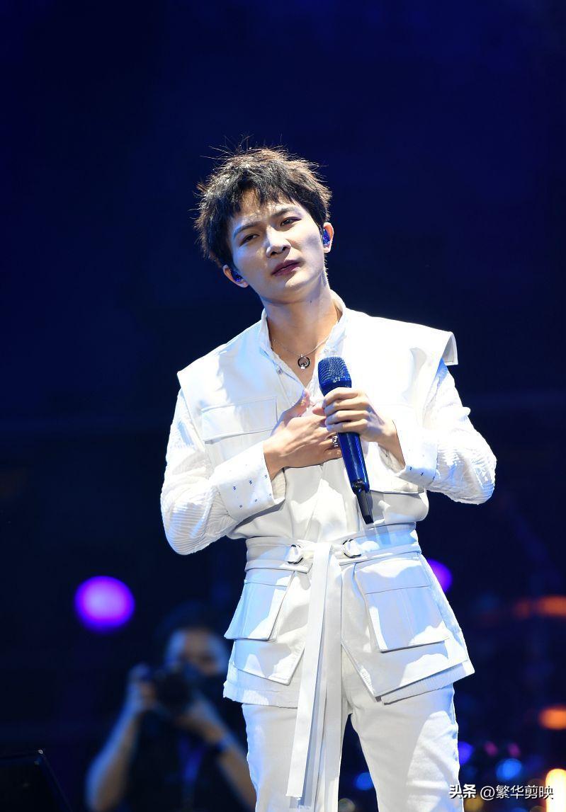 Is "Sea Monster" Zhou Shen the singer of the national team? how much do ...