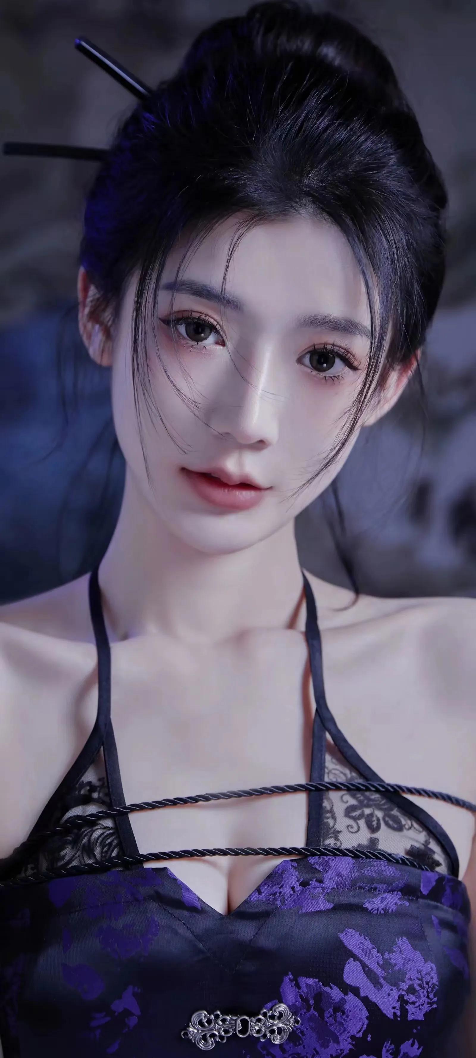 Slim and charming actress stunning photo - iNEWS