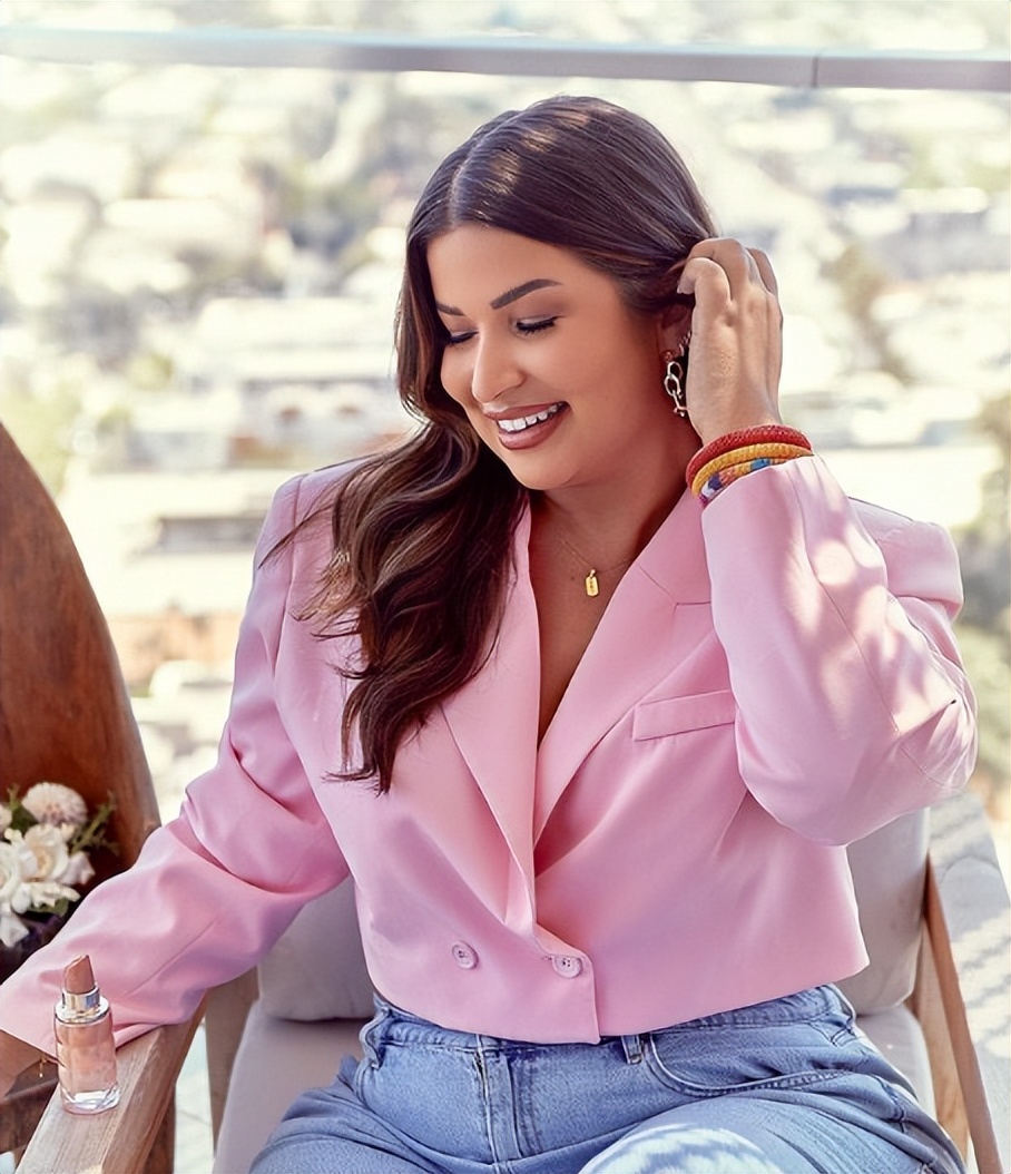 Sexy, Inspired Plus-Size Model: Bri Obaseki - iNEWS
