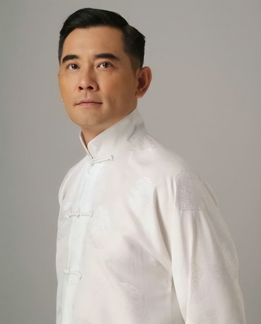 62-year-old Fei Xiang's new movie will be released! A bearded face ...