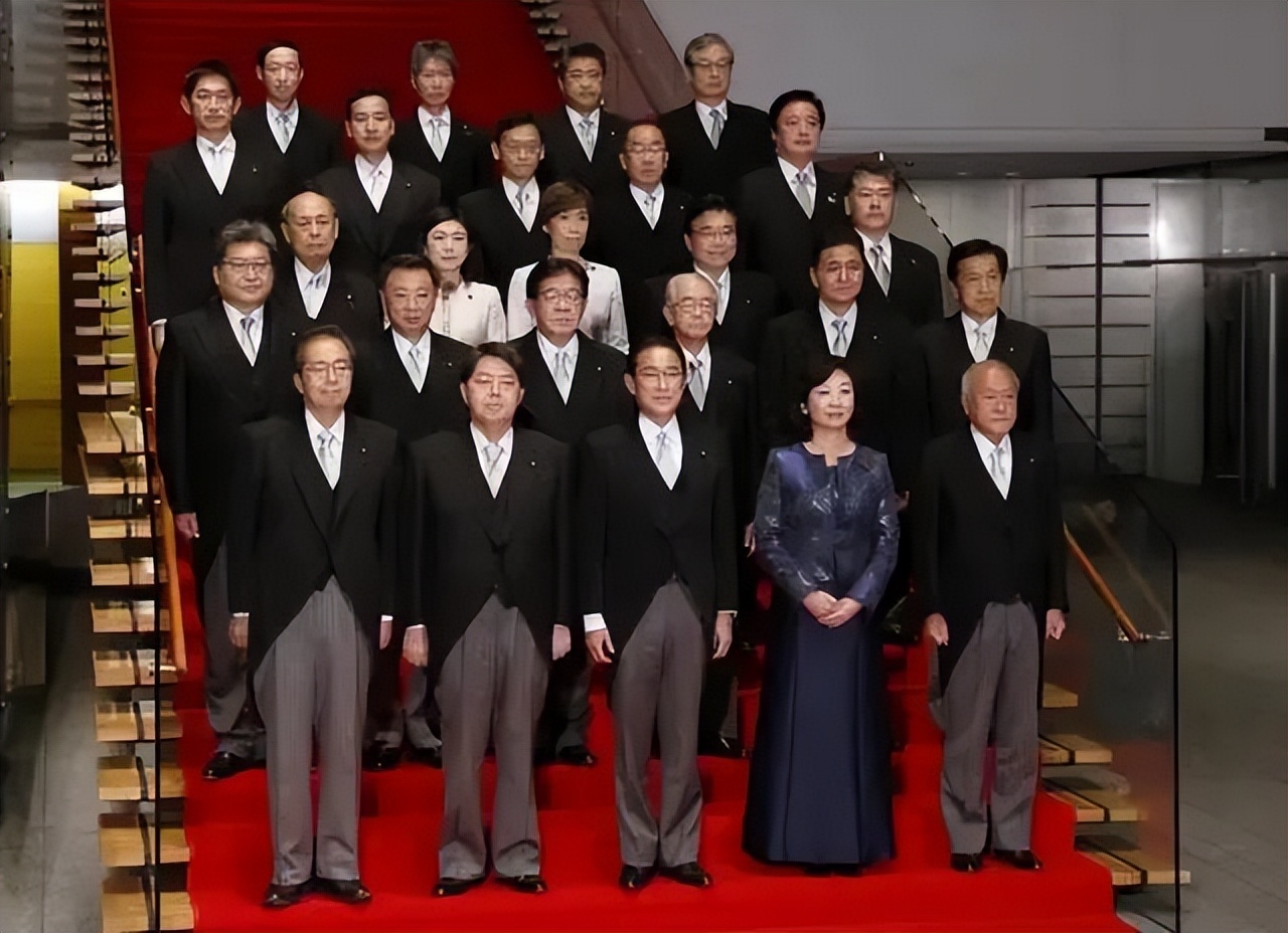 The matter of Japanese Prime Minister Fumio Kishida's son "made it ...