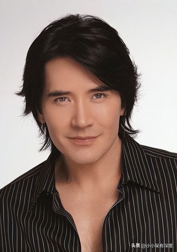 Fei Xiang, 63 years old, has not been married yet, and is accompanied by cats. Single life has a ...