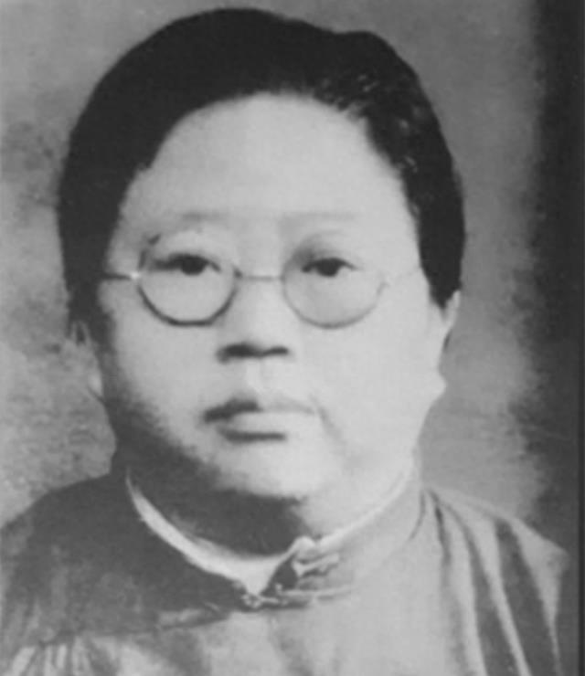 In 1957, Zhou En came to see a play and after meeting an actress: Your ...