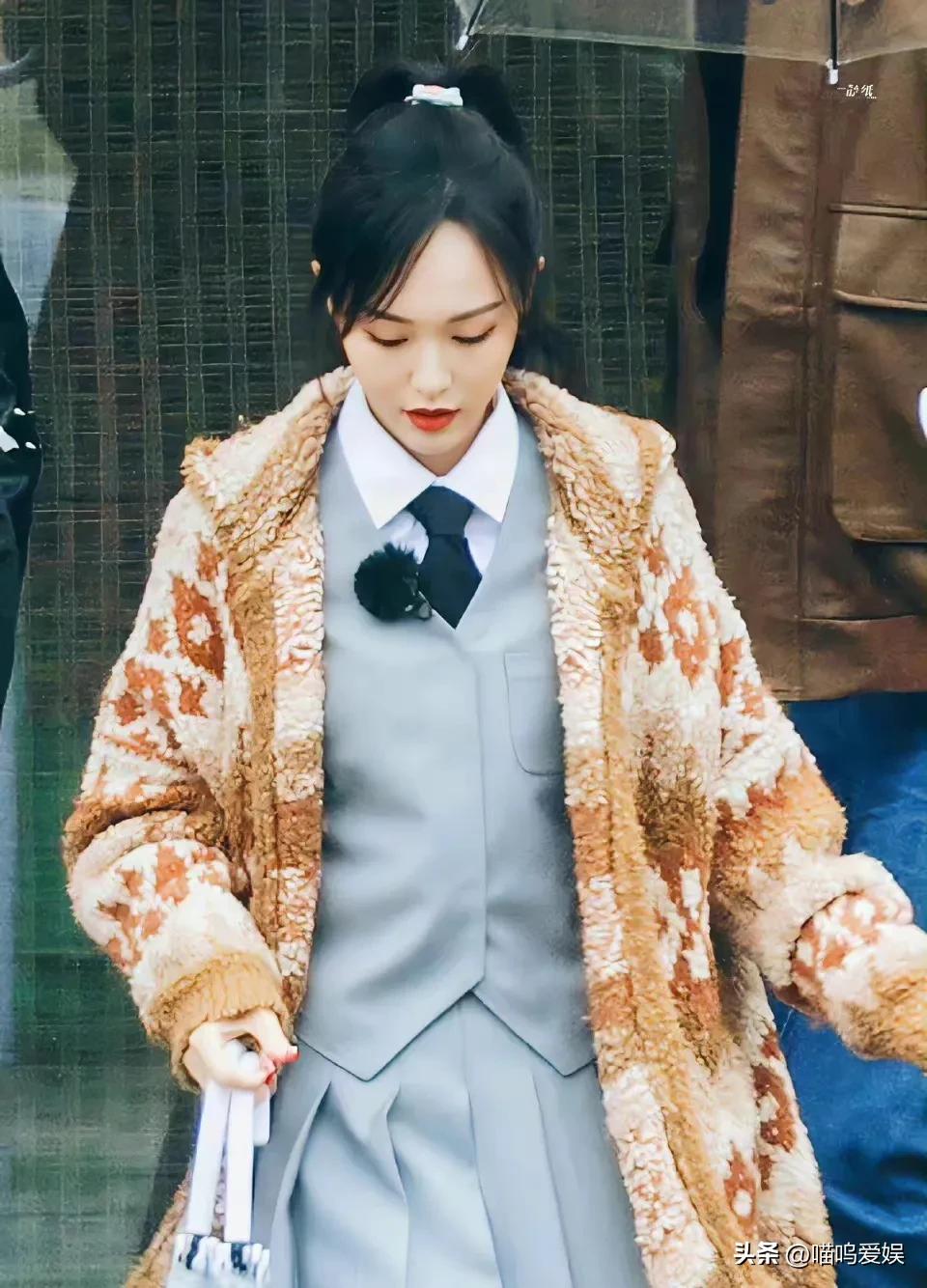 Eat melon: Gong Jun, Tang Yan, Du Haitao, Shen Mengchen, Li Yitong, Mrs ...