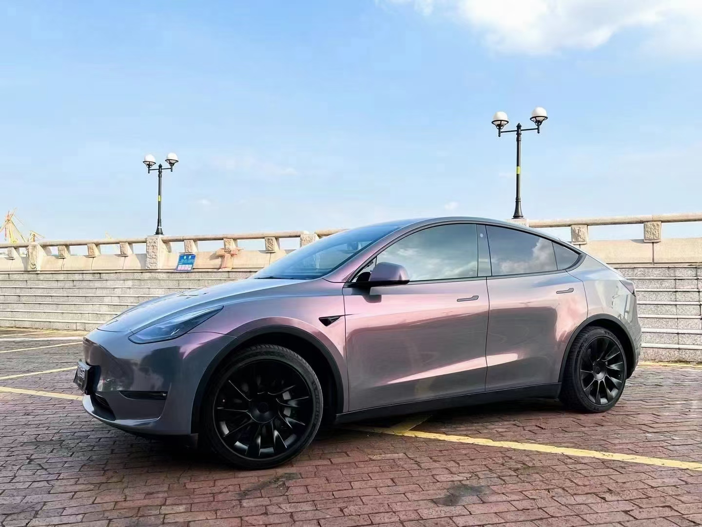 Eber Tesla Color Change Film Star Gray Phantom, the unpredictable color ...