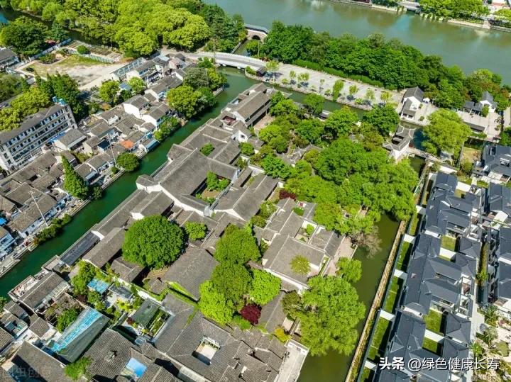 China's Love Garden - "Coupling Garden" - iMedia