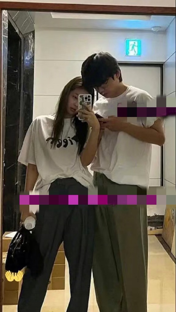 The new photos of Jennie and Kim Taehyung are exposed again, and they ...