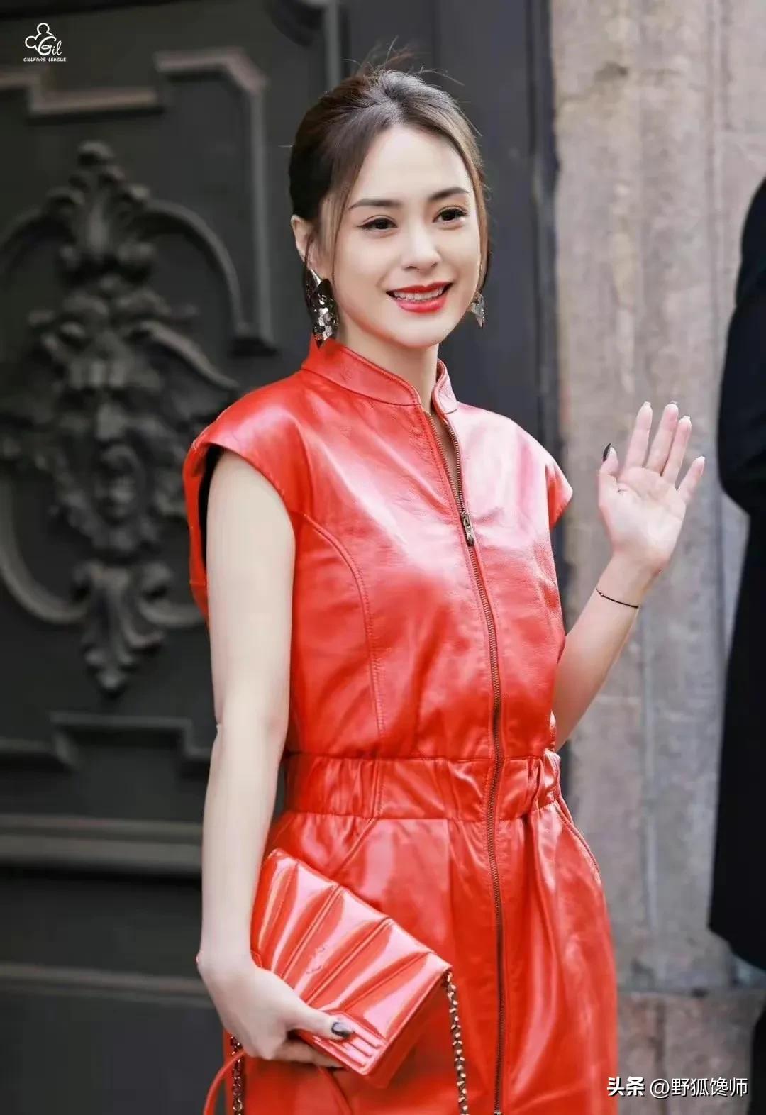 Gillian's red shape is beautiful, and she wears a red leather dress at ...