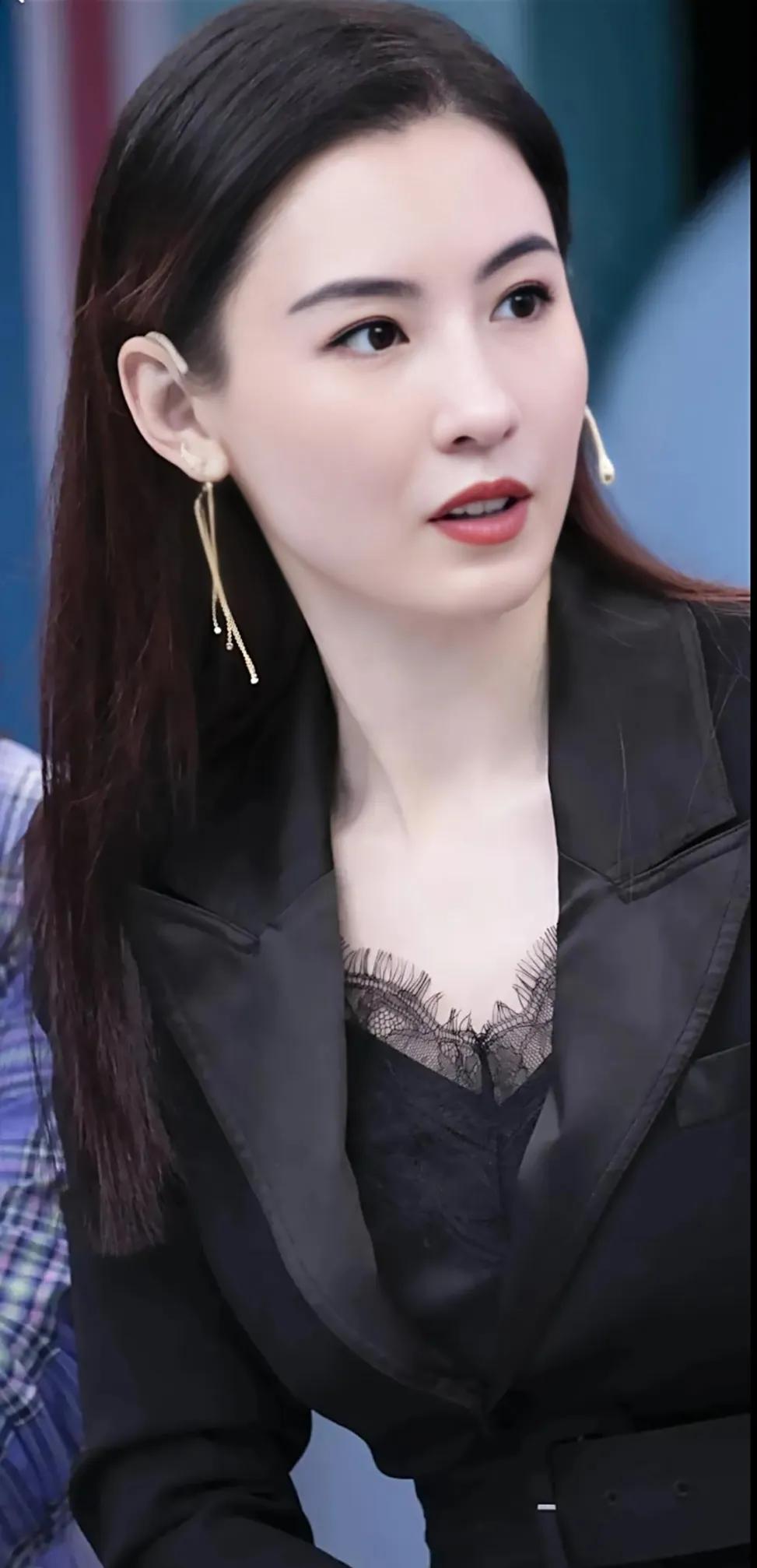 Cecilia Cheung is so beautiful - iNEWS