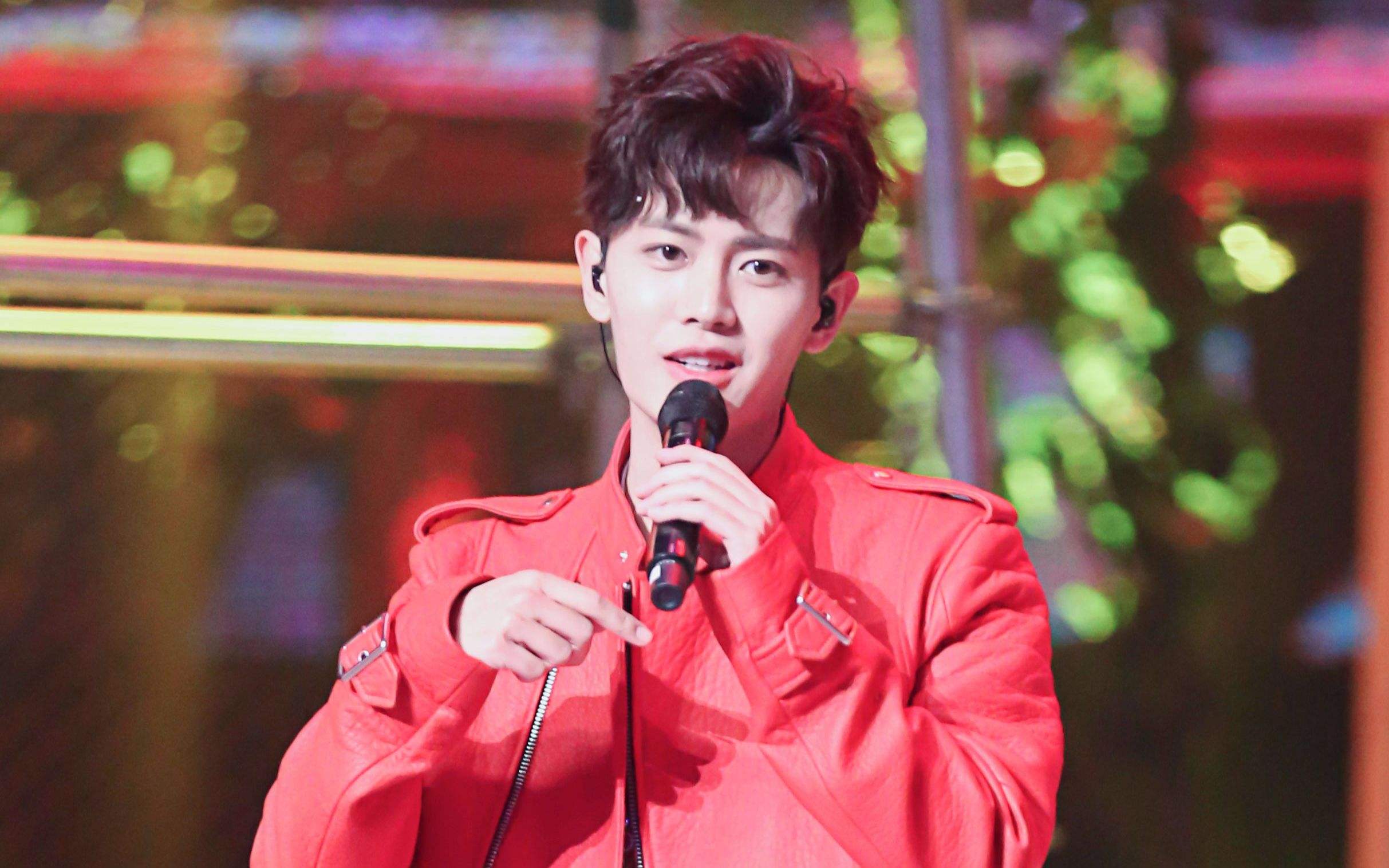 2023.5.24 entertainment breaking news: Yang Zi, Xiao Zhan, Ren Jialun ...