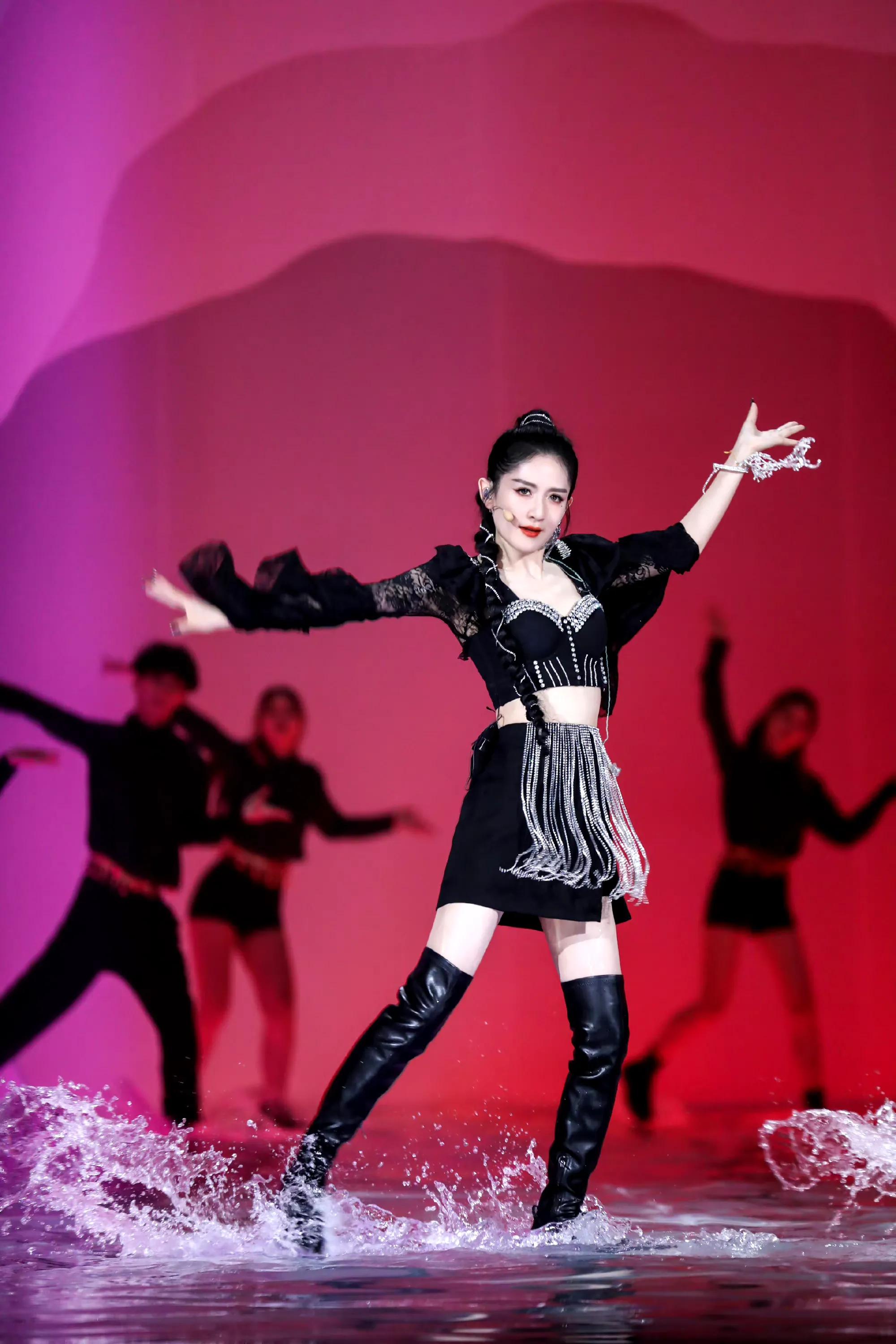 Chengfeng Ergong's song selection and stage began to be less surprising ...