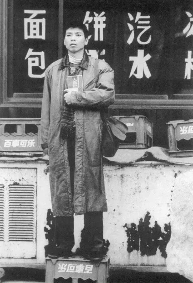 Feng Xiaogang has caused controversy again, but at the age of 65, he has embarked on another ...