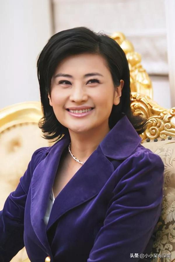 Phoenix TV beauty reporter Wu Xiaoli - iNEWS