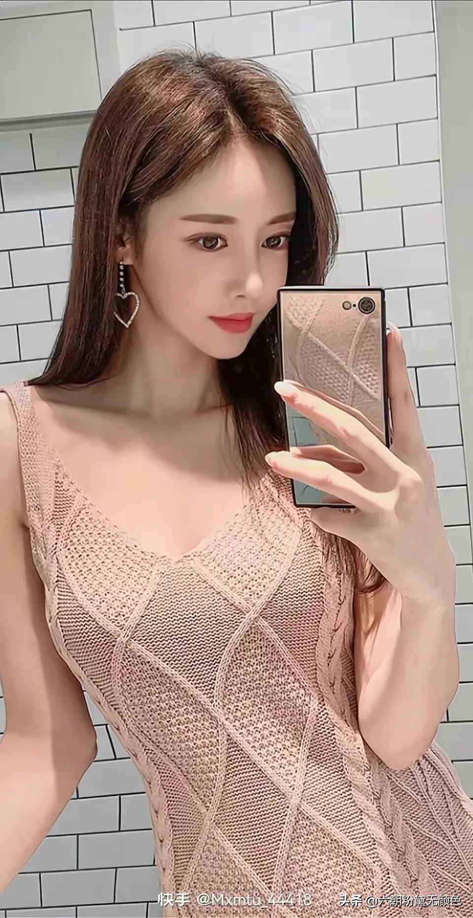 South Korean goddess Son Yoon-joo - iNEWS