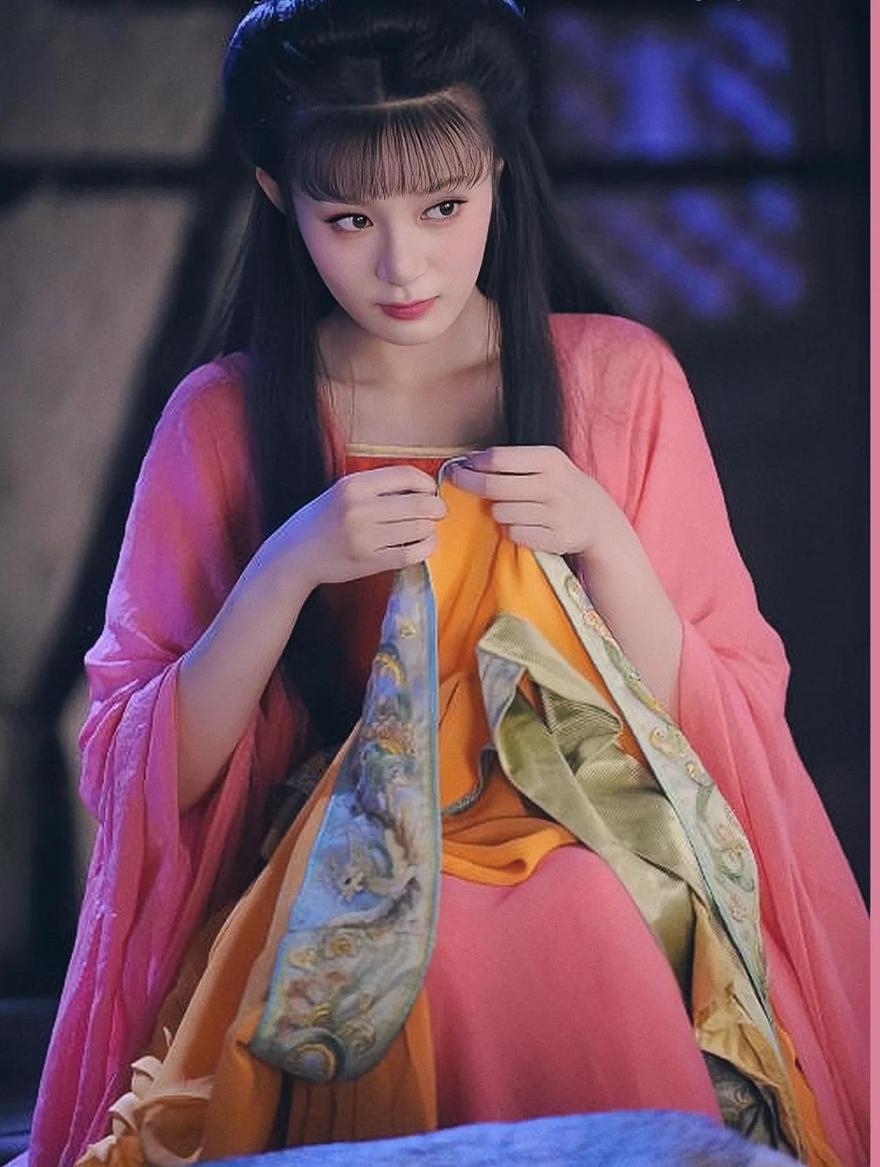 Sharing of Beauty in Ancient Costumes——Wu Jingjing's Xi Shi's Wardrobe ...