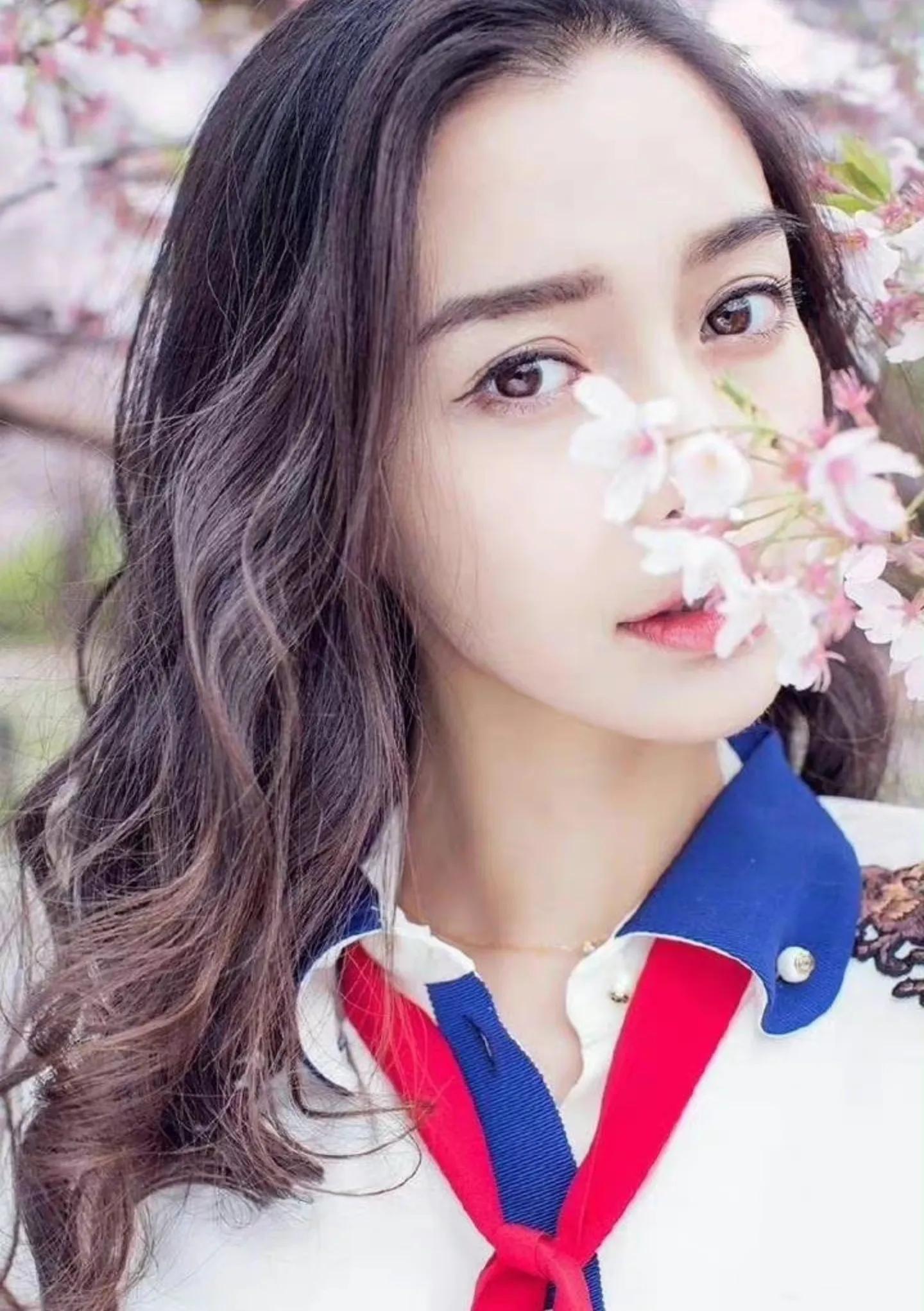 Luhan Yang Yang Yang Ying Ni Ni's early cherry blossom photo - iNEWS