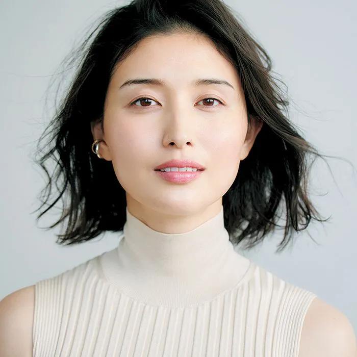 Hashimoto Aimi, famous actor - iNEWS