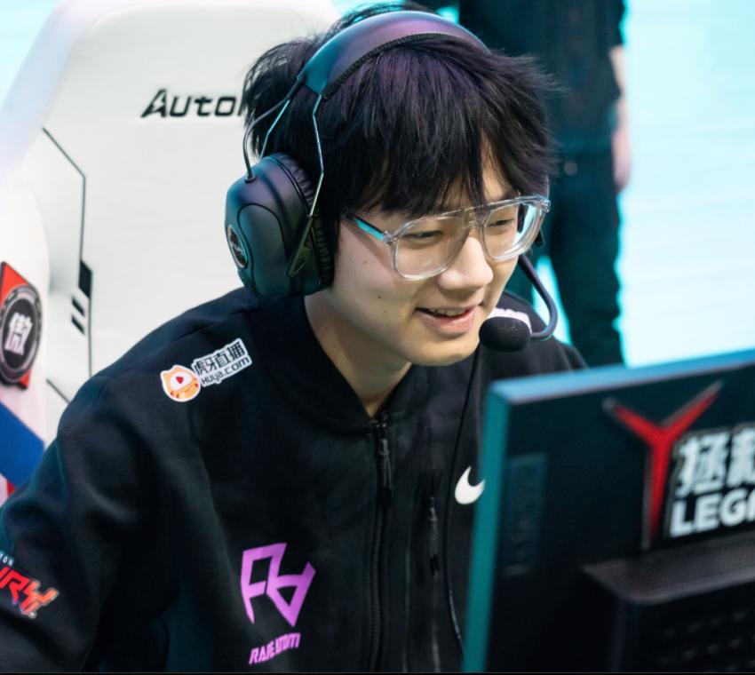 Doggo不哭！UZI繼續無緣首發，BLG迎戰積分榜頭名OMG - 資訊咖