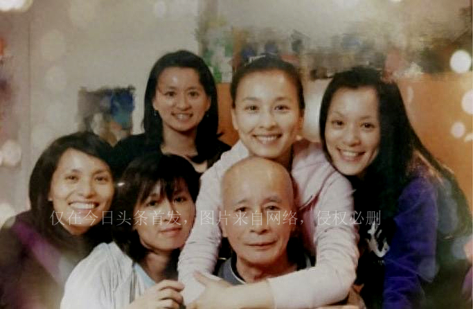 Zhang Ting's luxurious life was exposed. Five nannies served him and ...