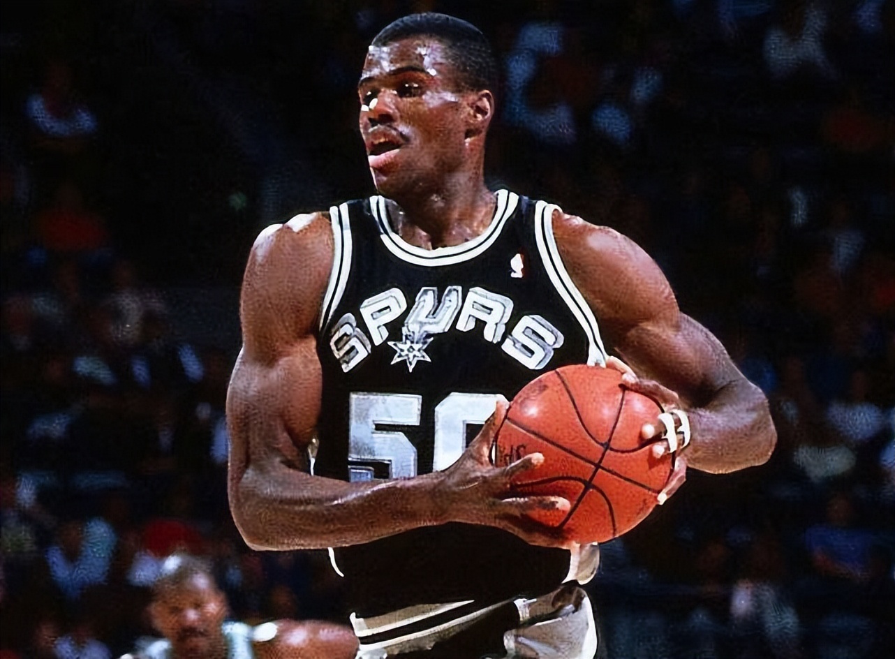 There are only 4 players in NBA history with 60+ points in a single ...