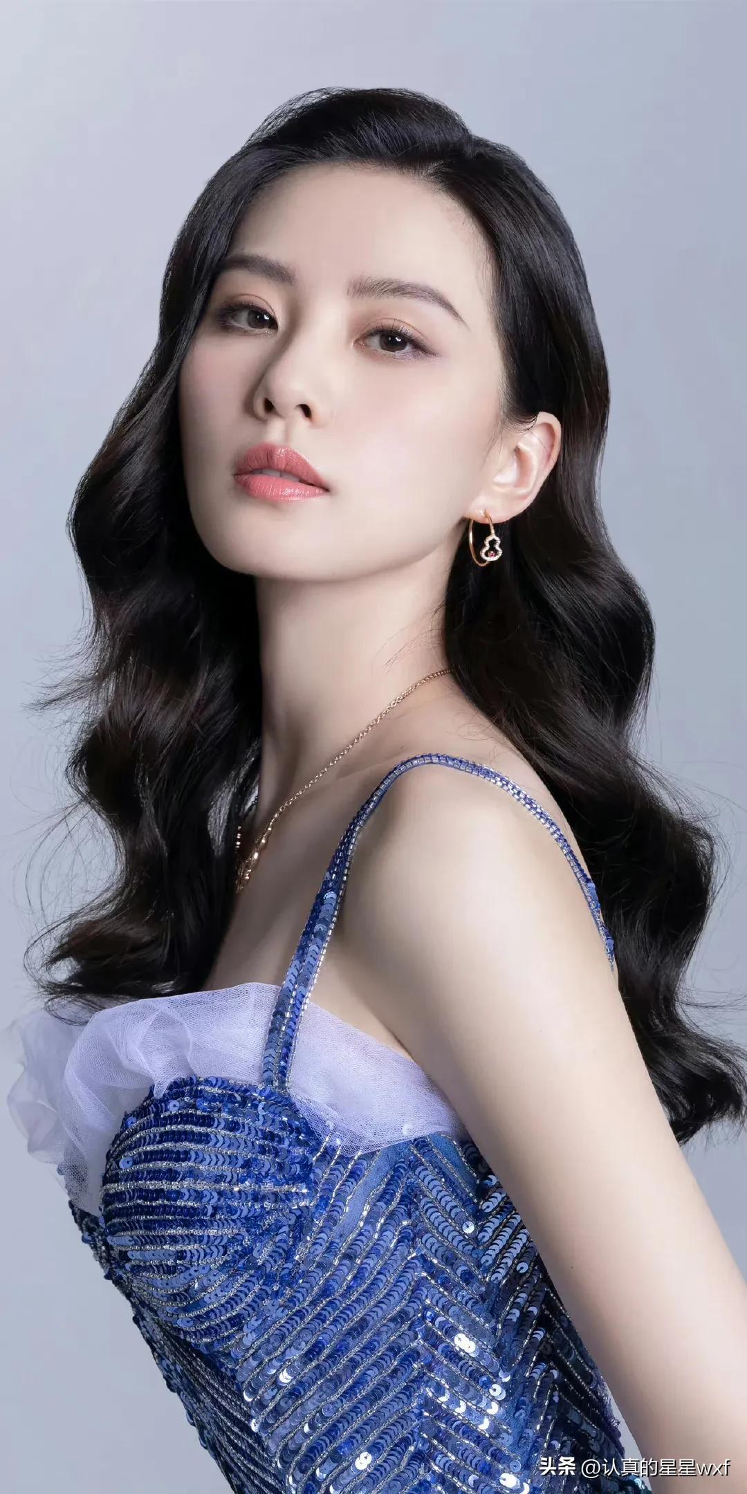 Liu Shishi~Smiling lingeringly, floating out of the dust - iMedia