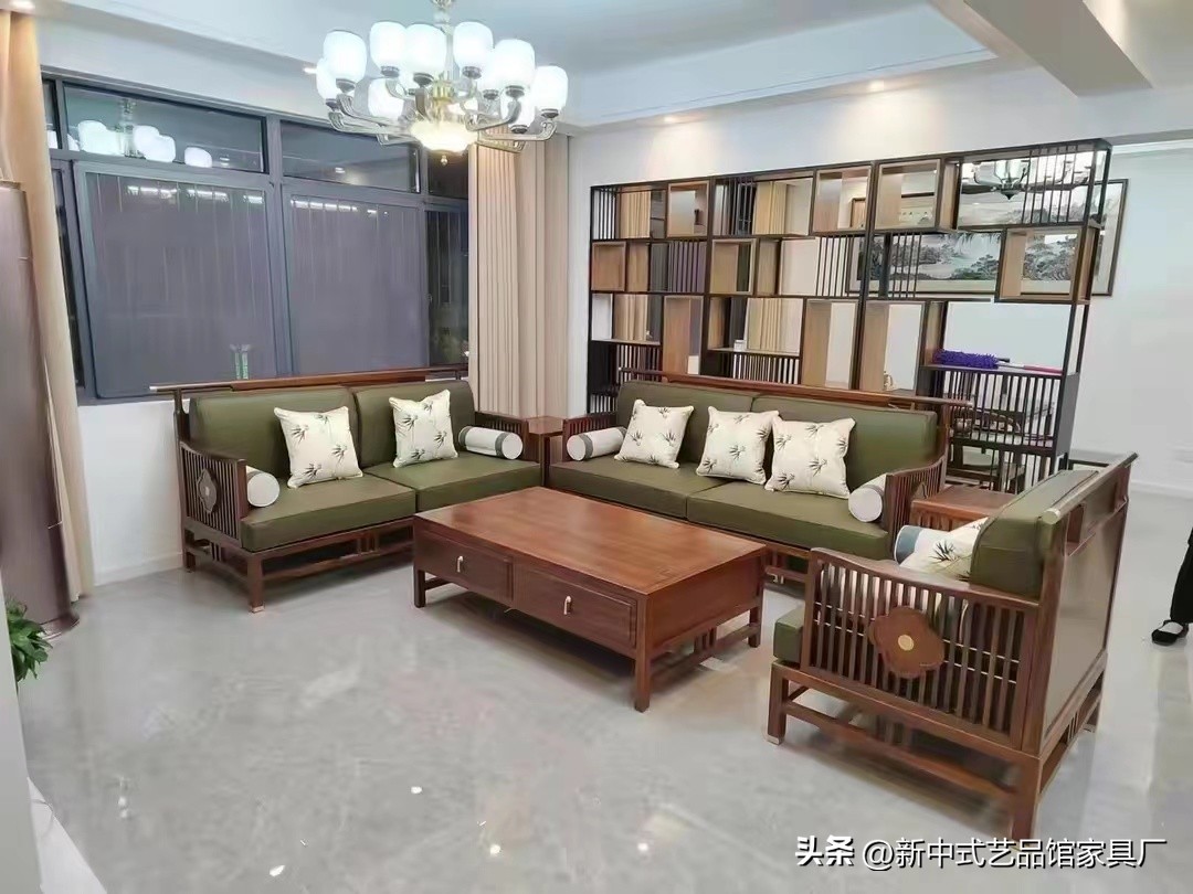 Interpret smart and elegant, make life full of emotional appeal - iNEWS