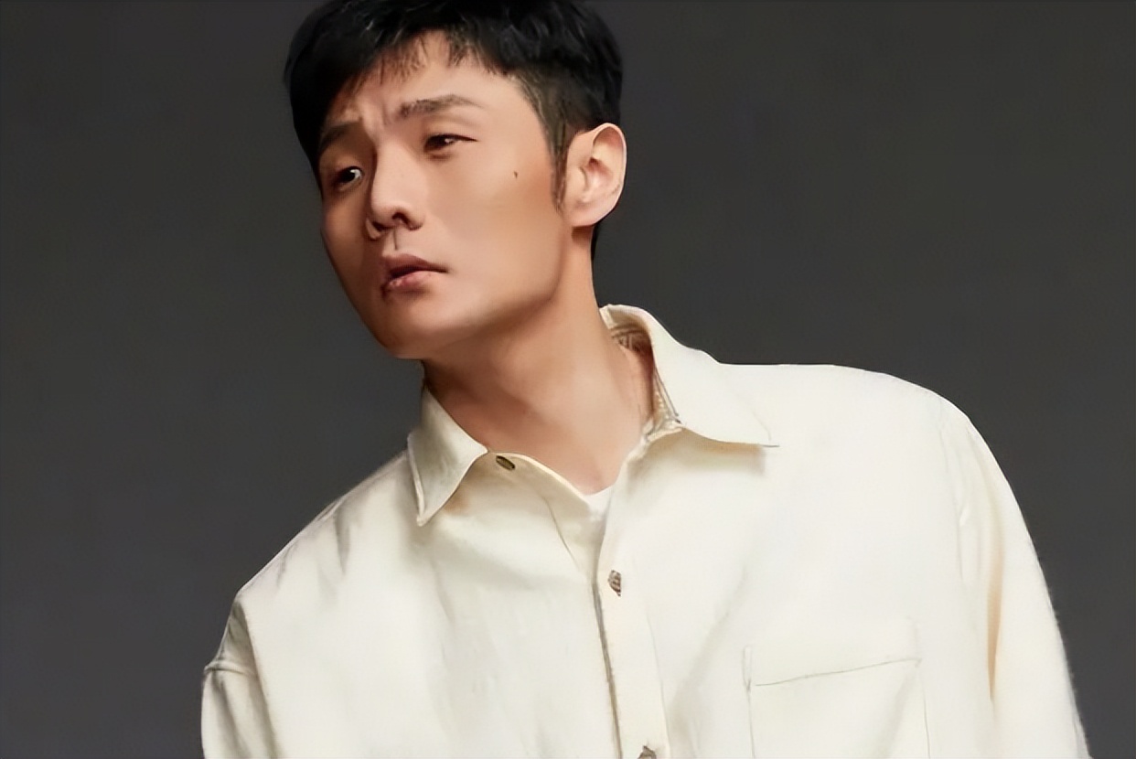 Li Ronghao, a musical genius, has finally fallen from the altar, and his obvious utilitarianism ...