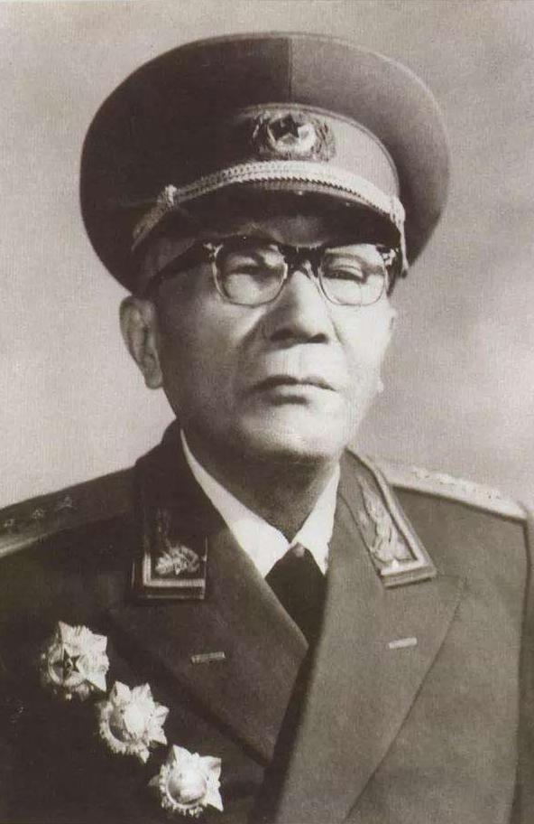 Among the political commissars, who has the strongest command and ...