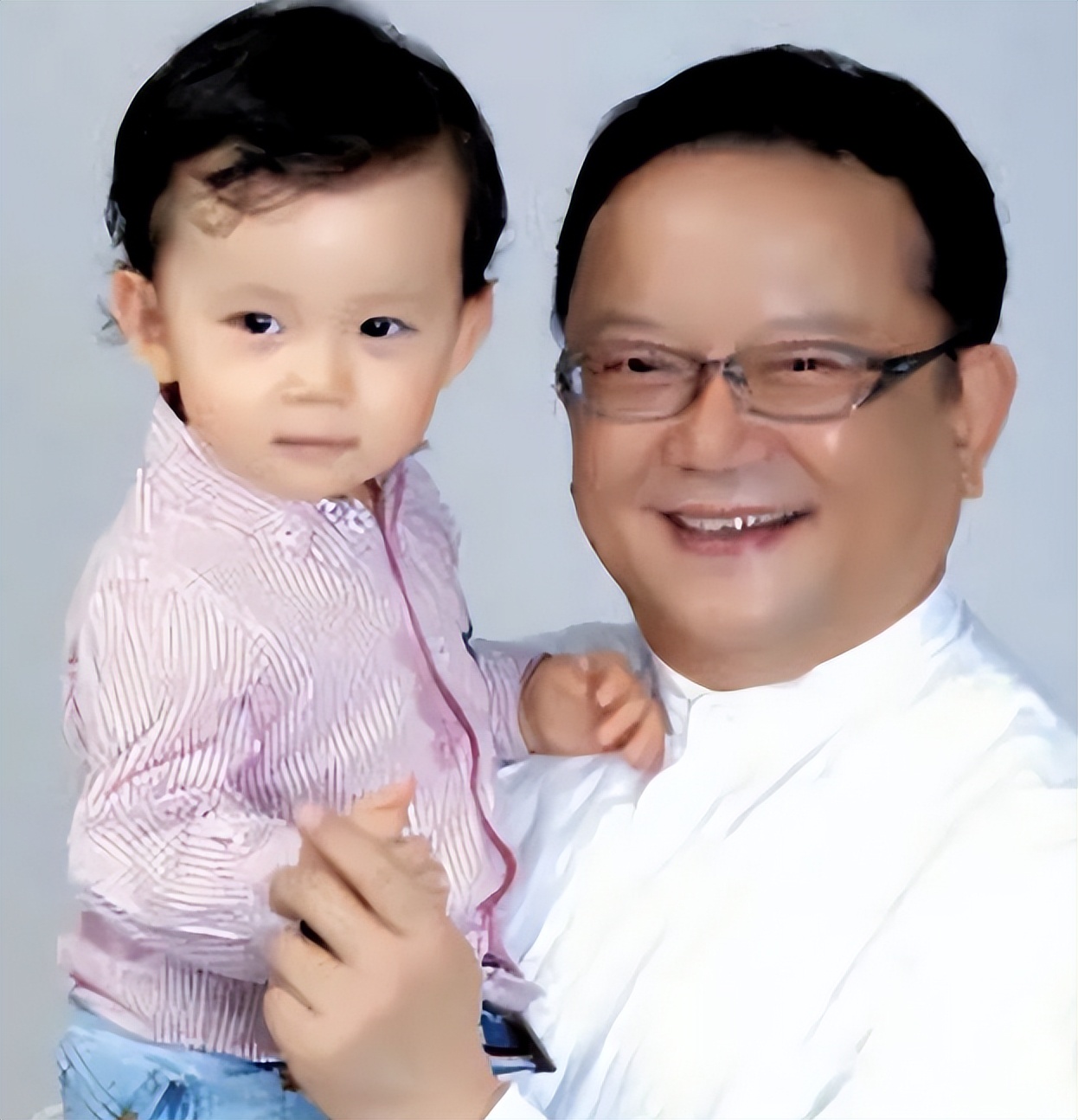 Actor Wang Gang, who once enjoyed deputy military treatment, sold a ...