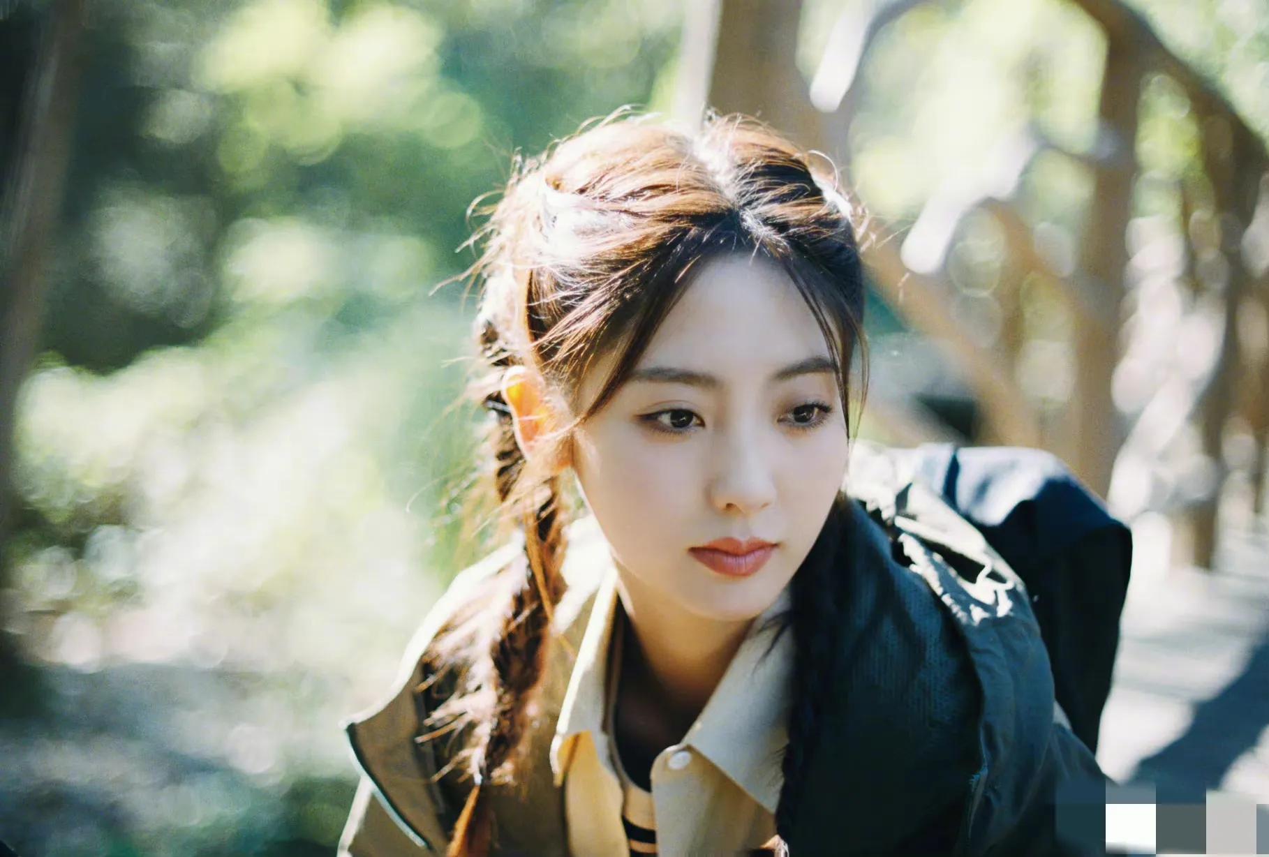 Xing Fei took pictures of the outdoor nine-square grid, the double ...