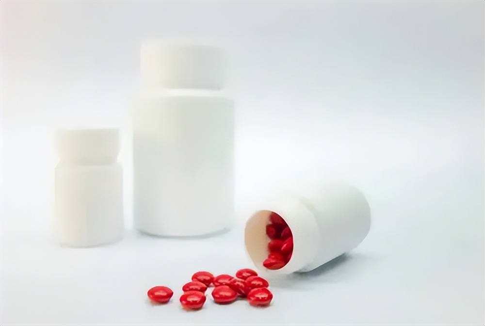 A 60-year-old aunt took Danshen Tablets for a long time to clean blood ...