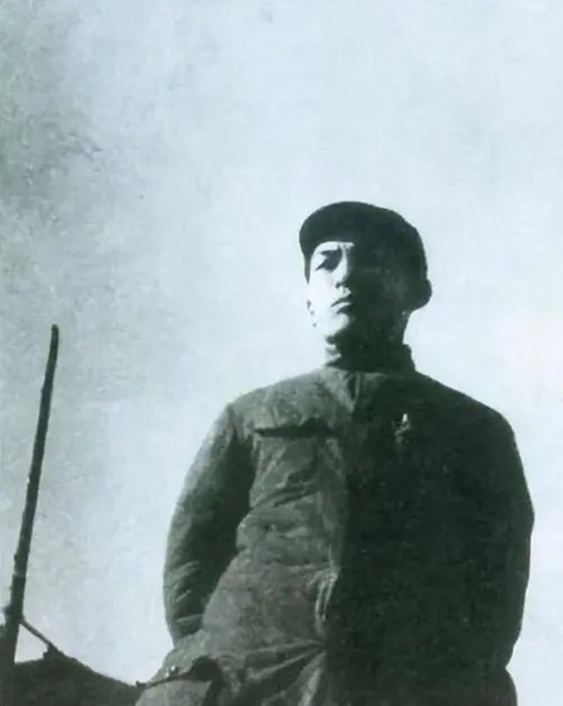 When Su Yu passed away in 1984, four military chiefs stood in front of ...