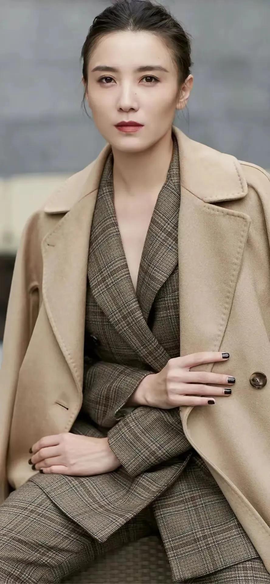 Goddess Xiao Song Jia stunning photo - iNEWS