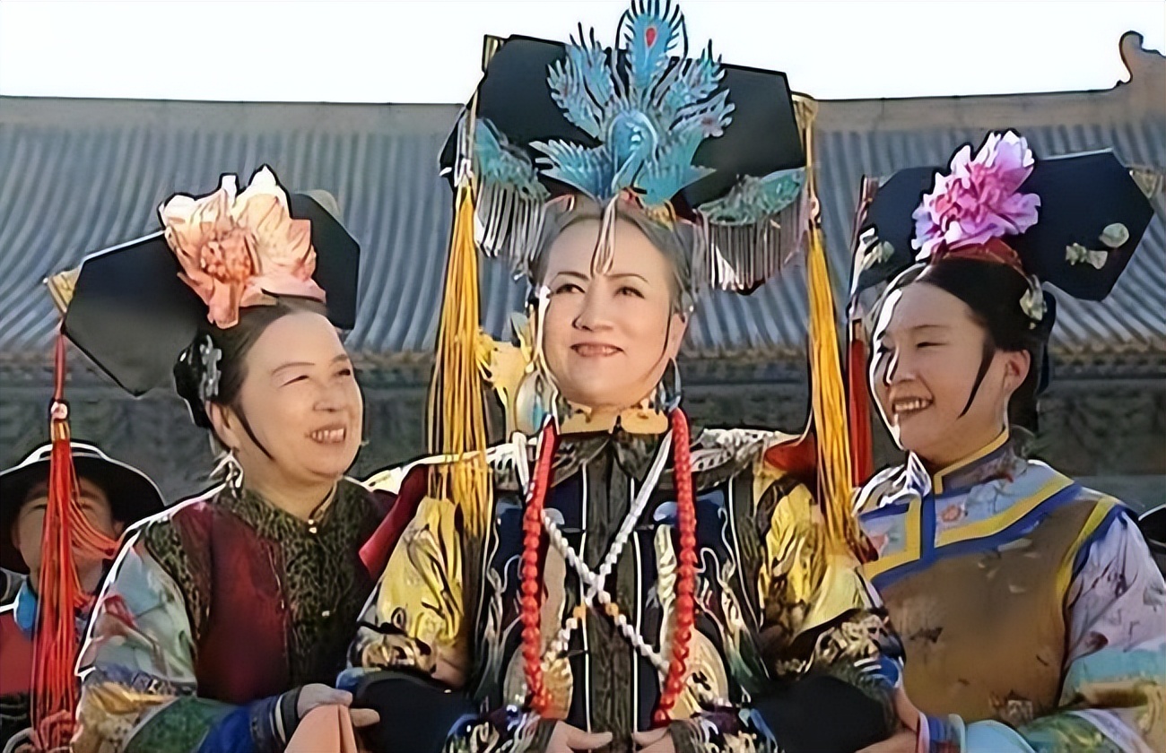 What kind of group was the childhood shadow "Nurse Rong" in the Qing ...