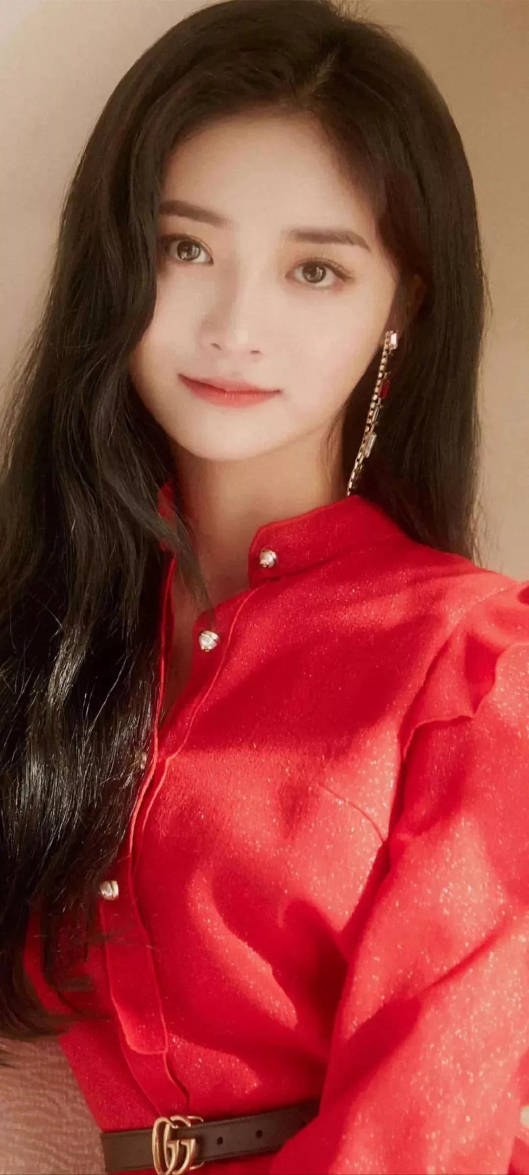 Sweet princess Zhou Jieqiong - iNEWS