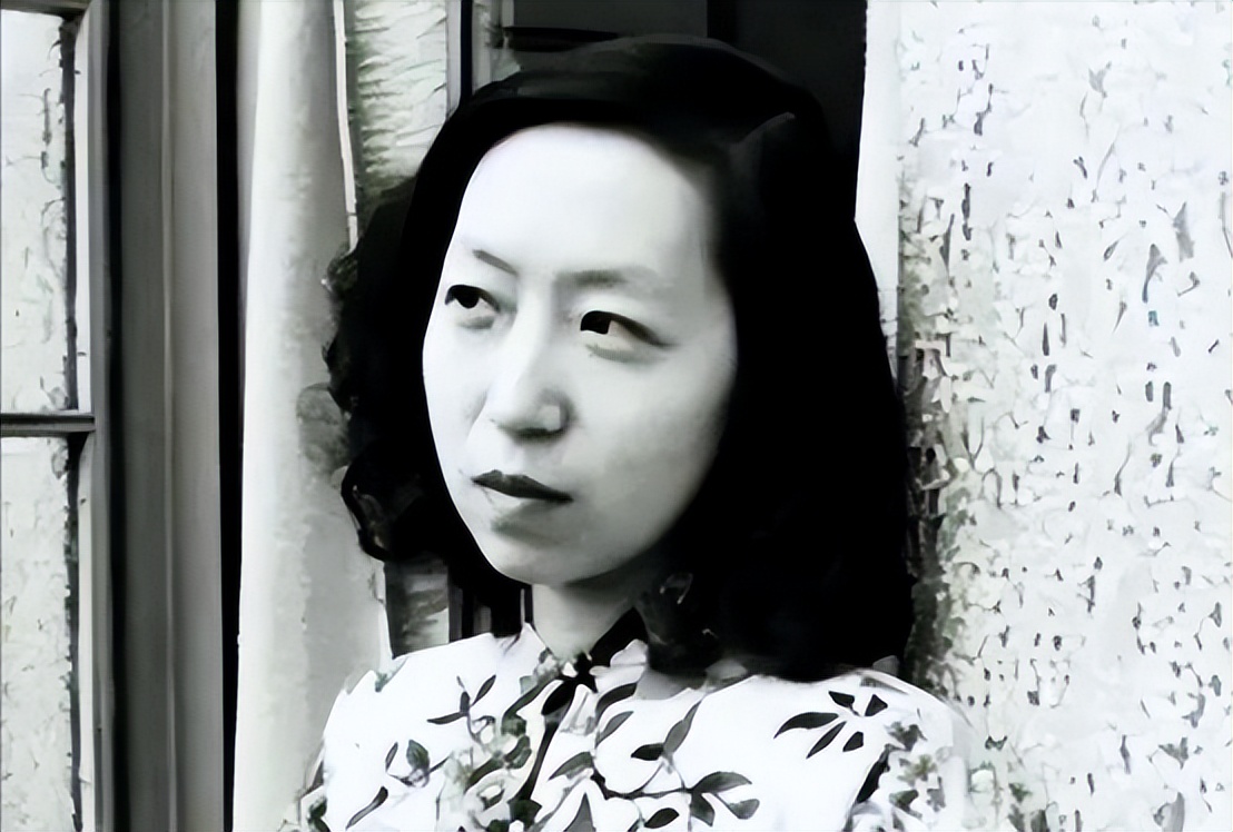Zhang Ailing died in the United States in 1995. Before she died, she ...