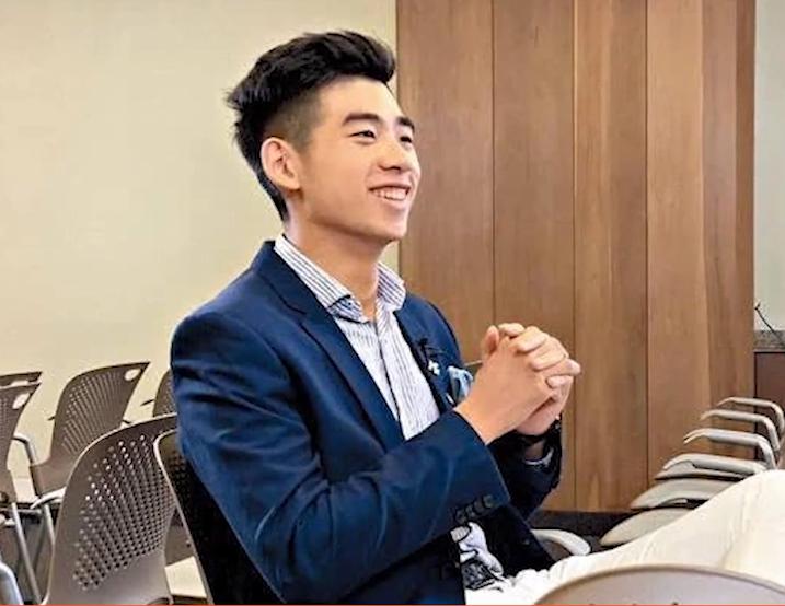 "Rebellious daughter" He Chaoying: appeared on the street in a trance ...